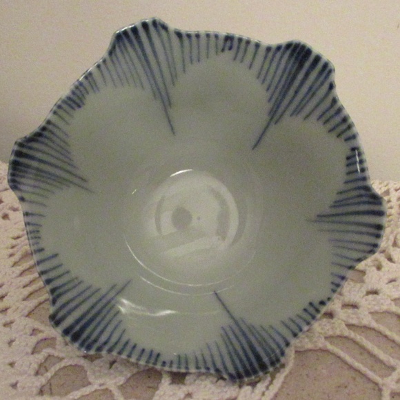 Japanese | Dining | Porcelain Lotus Bowl Scalloped Edge | Poshmark